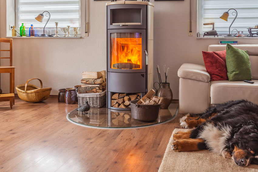 Heizen mit Holz: Lohnt sich das?